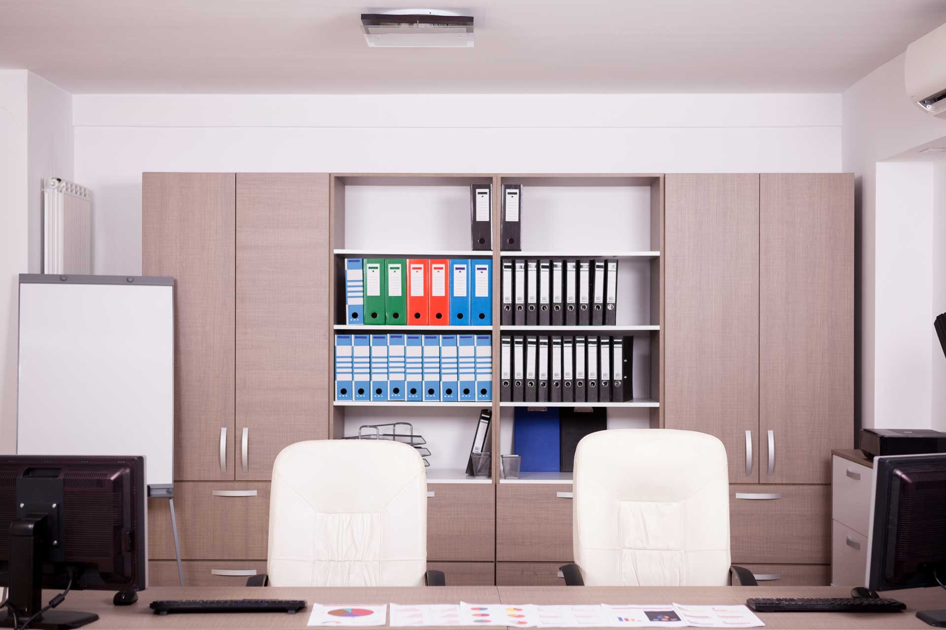Directors Cabin - Krstiinteriors